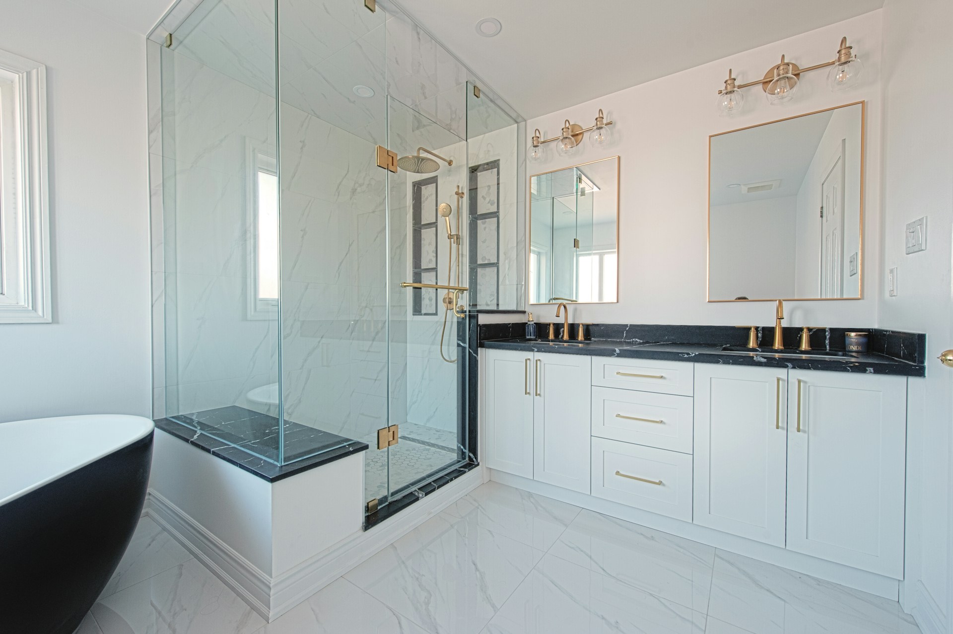 Planning a Coastal Bathroom Reno That Actually Works